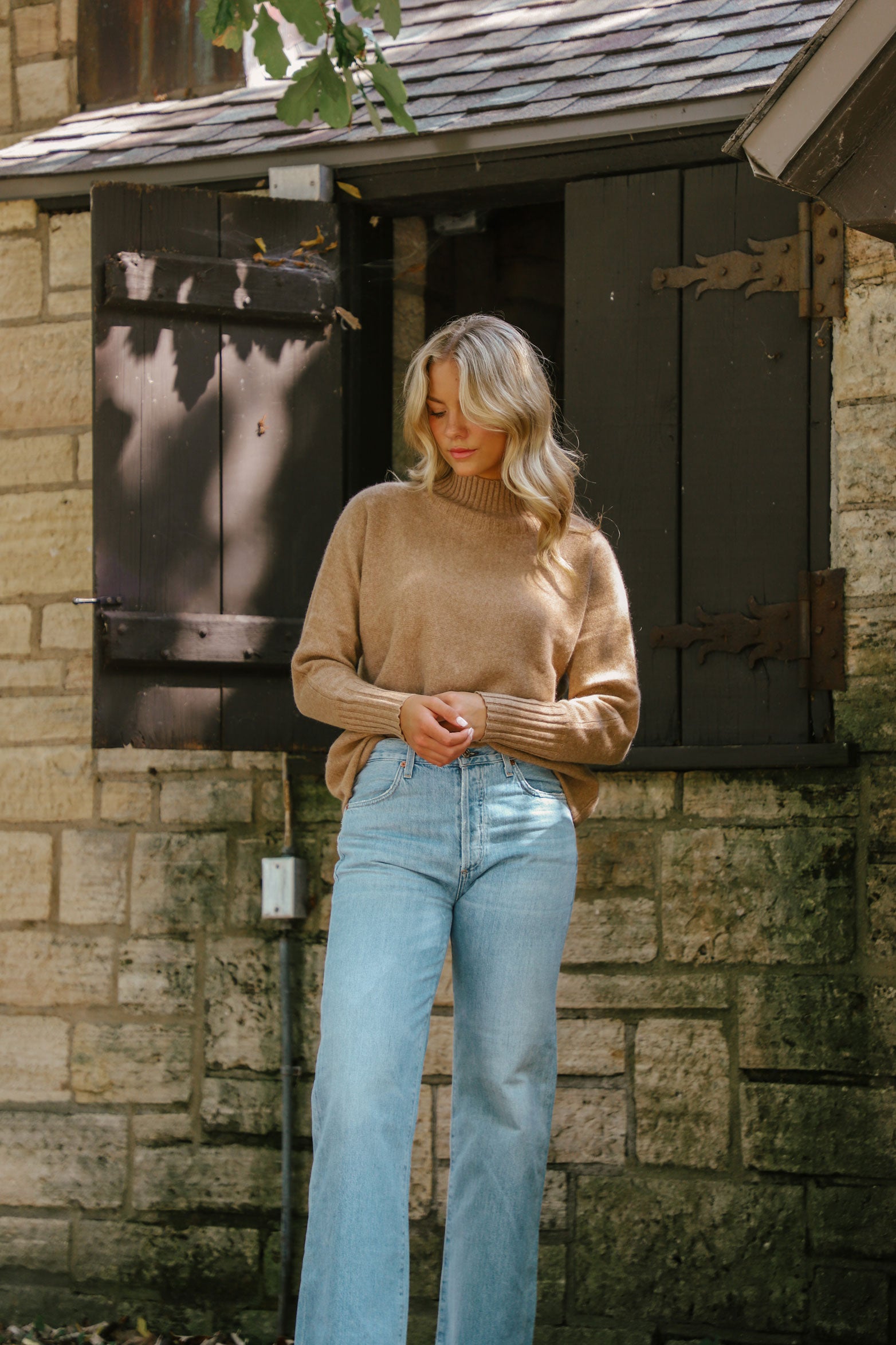 Tenlea Hunter - Cashmere Dolman Stand Neck Sweater in Camel Heather ...