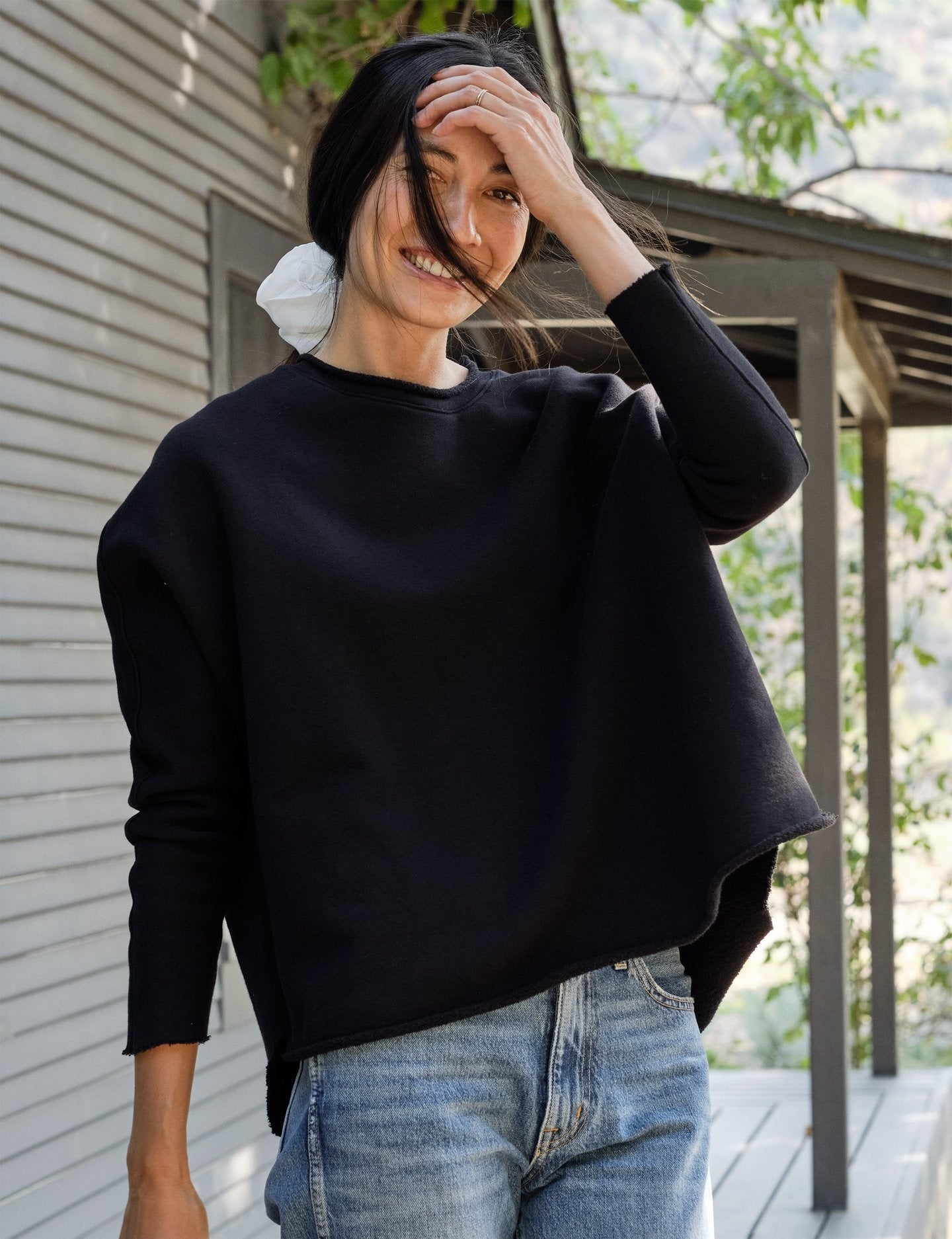 Frank & Eileen - Long Sleeve Capelet in Black – Blond Genius